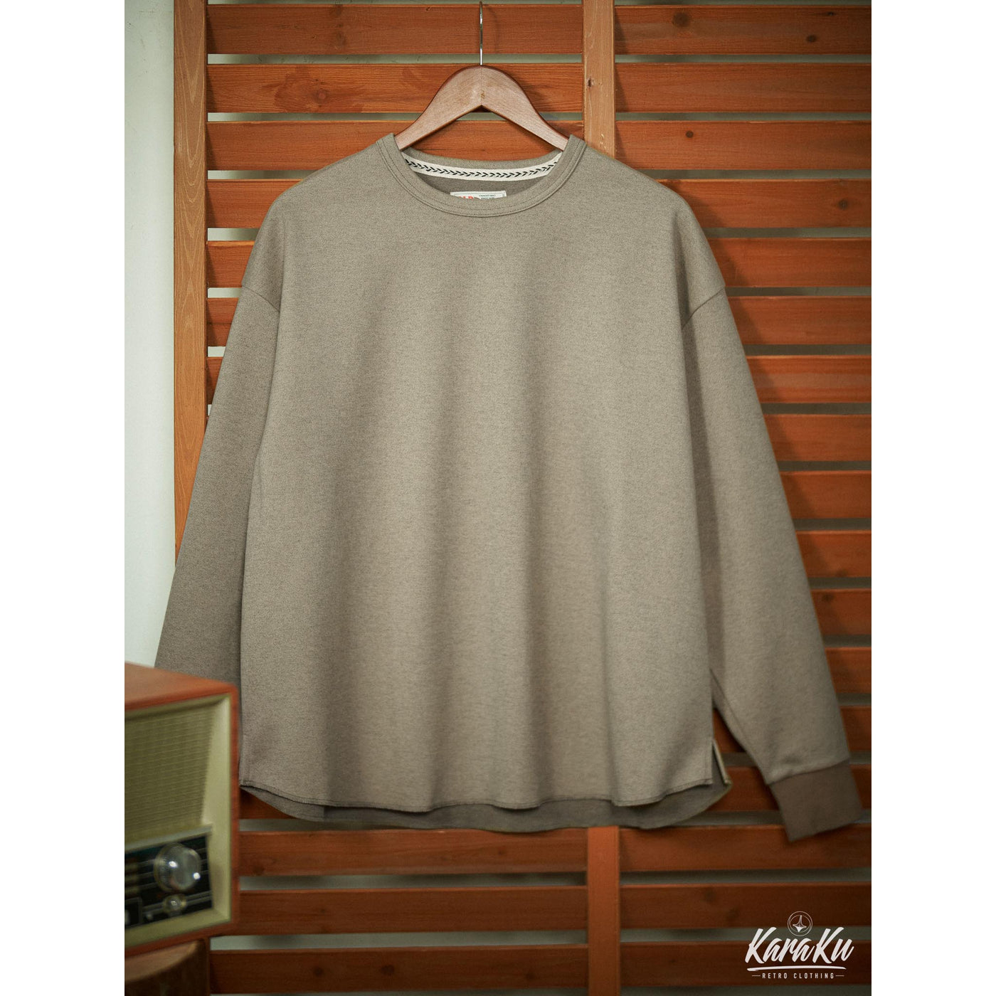 微起毛 袖配色切り替えニットスウェット – Karakubuy